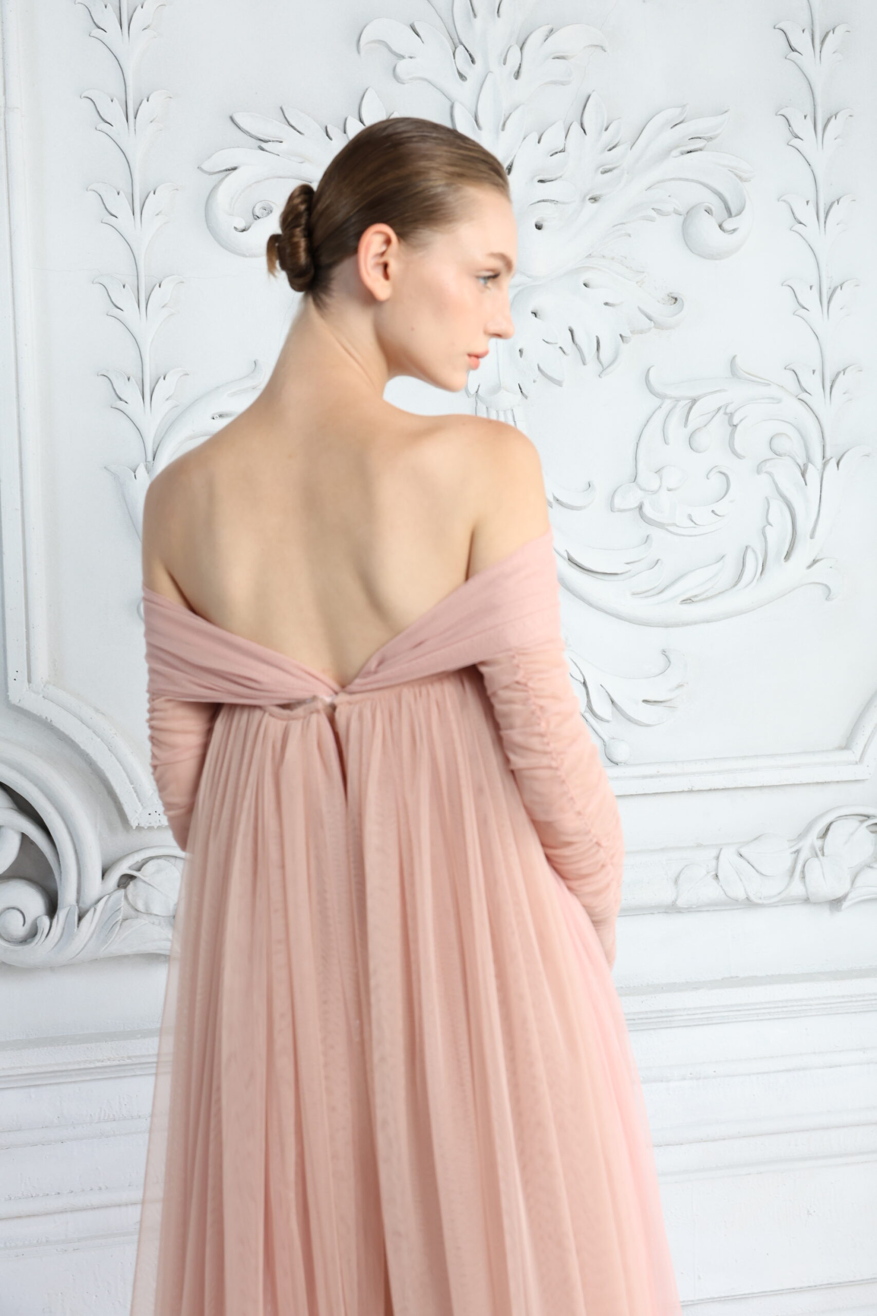 FLORAL DEITIES – NARONG