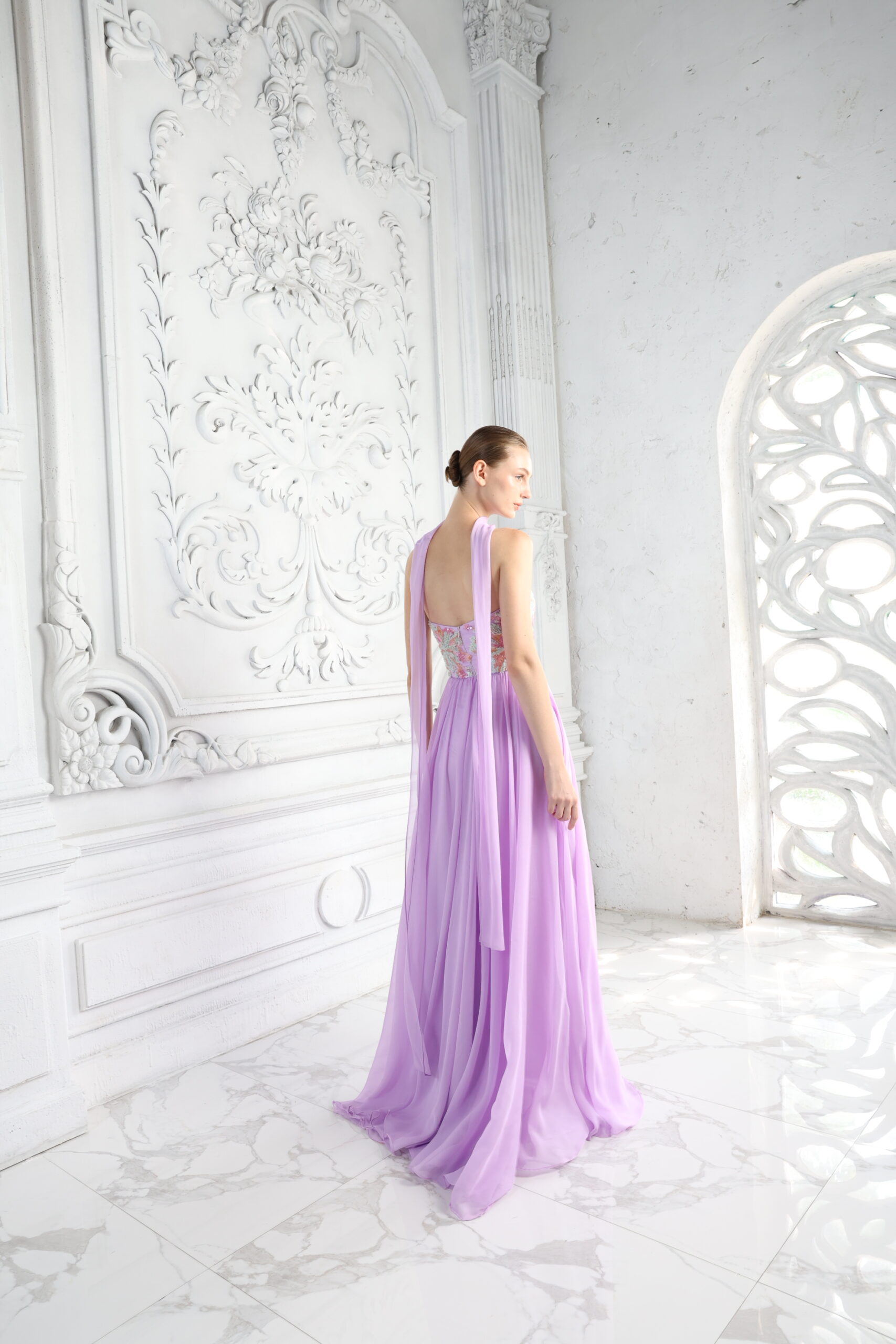 FLORAL DEITIES – NARONG